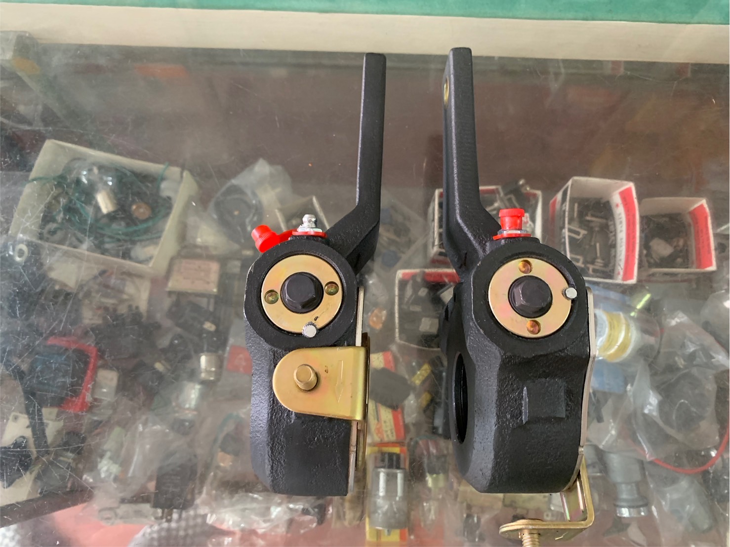 ตัวตั้งเบรคหน้า UD QUESTER CWE370 AUTO 24 ฟัน ตัวงอนิด L ตัวงอนิด R ...