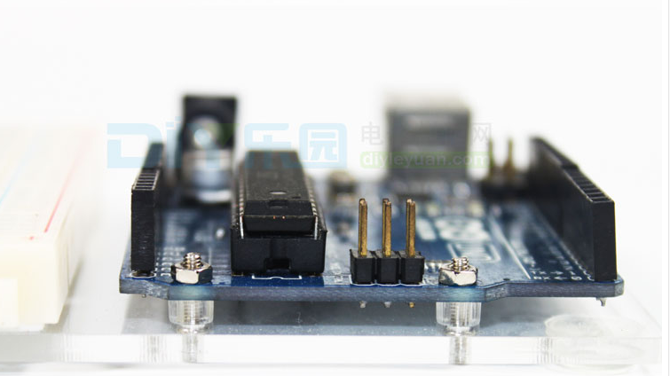 ฐานรอง Arduino Uno อะคริลิค และรองบอร์ดทดลอง ขาย Arduino อุปกรณ์ Arduino คุณภาพดี ราคาถูก ส่ง
