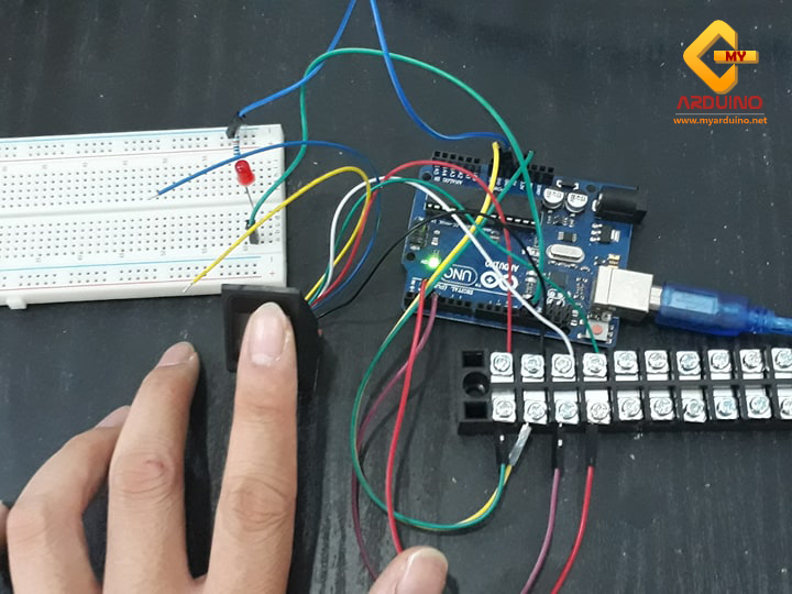 สอนใช้งาน Arduino สแกนลายนิ้วมือ ควบคุมเปิดปิดไฟ Led ขาย Arduino อุปกรณ์ Arduino คุณภาพดี ราคา